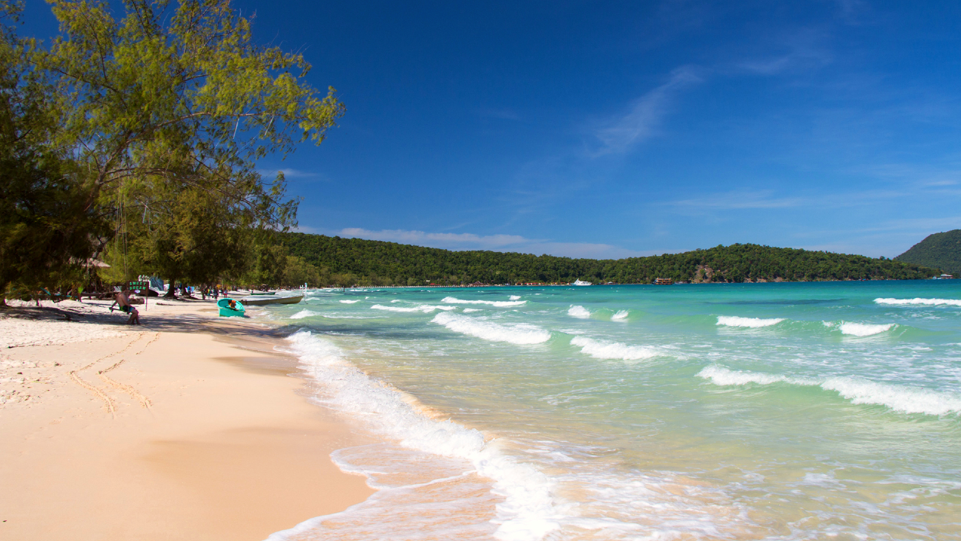 Silky white beaches of Koh Rong Samloem - Places Happen