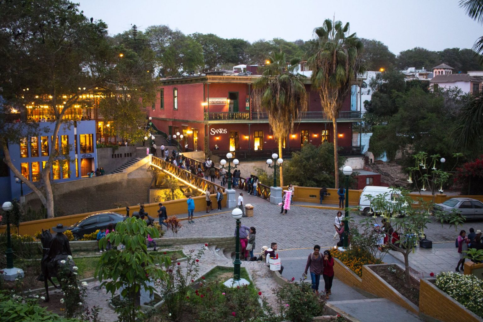 A Quick Guide to Visiting Lima, Peru | Places Happen